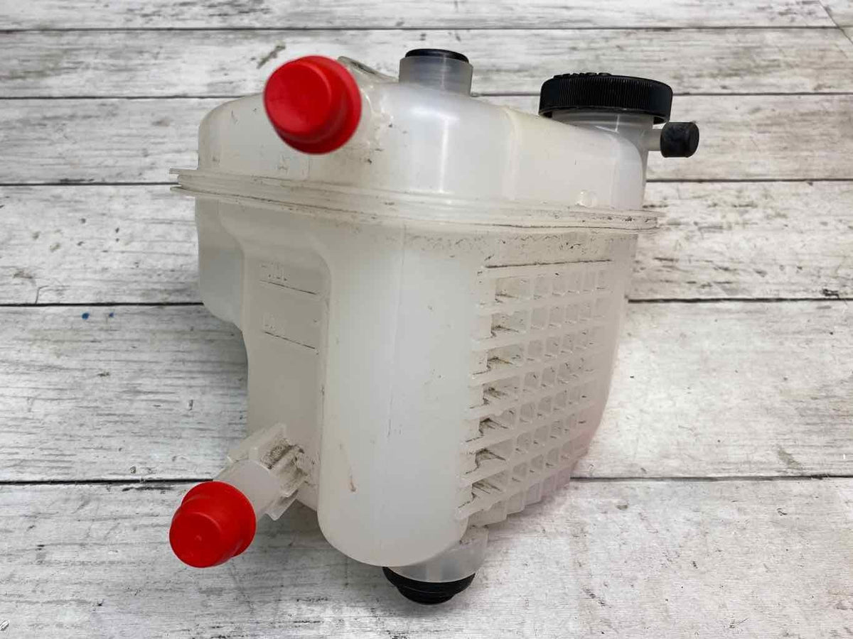 Toyota Corolla radiator coolant overflow tank 2022 1.8L LE assy OEM ...
