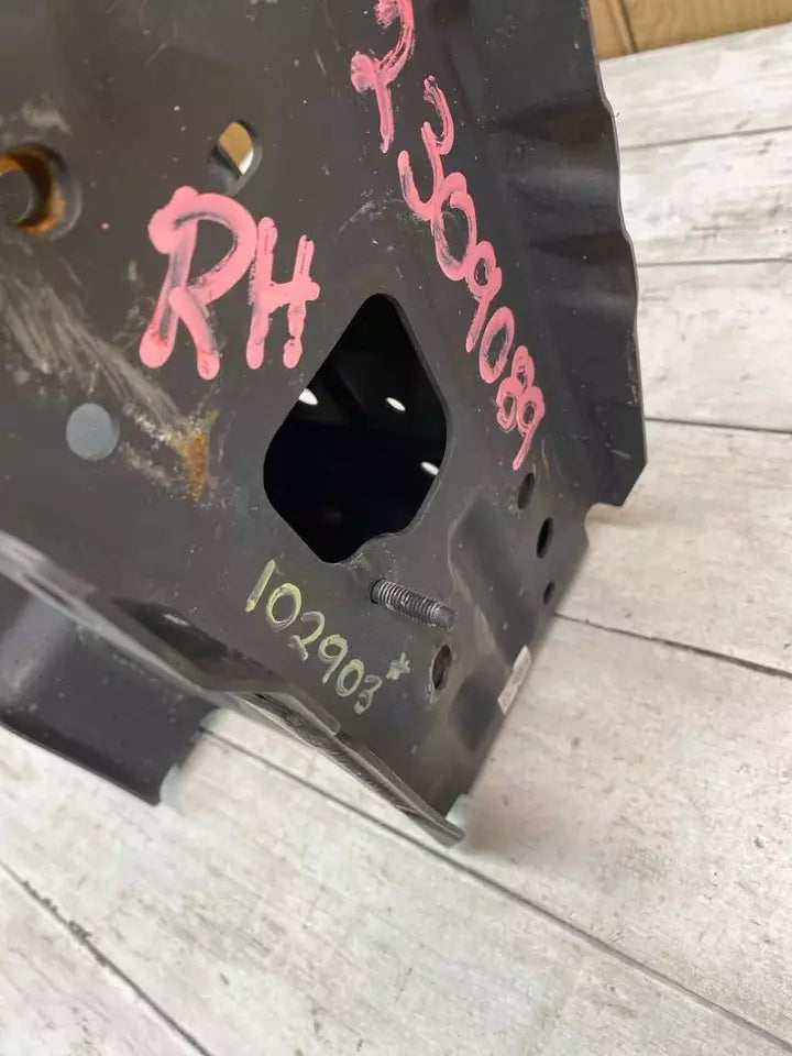 Toyota Corolla bumper bracket 2020 front right side bumper bracket OEM ...