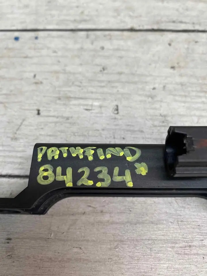 Nissan Pathfinder keyless entry remote antenna 2020 to 2022 assy OEM 5 ...