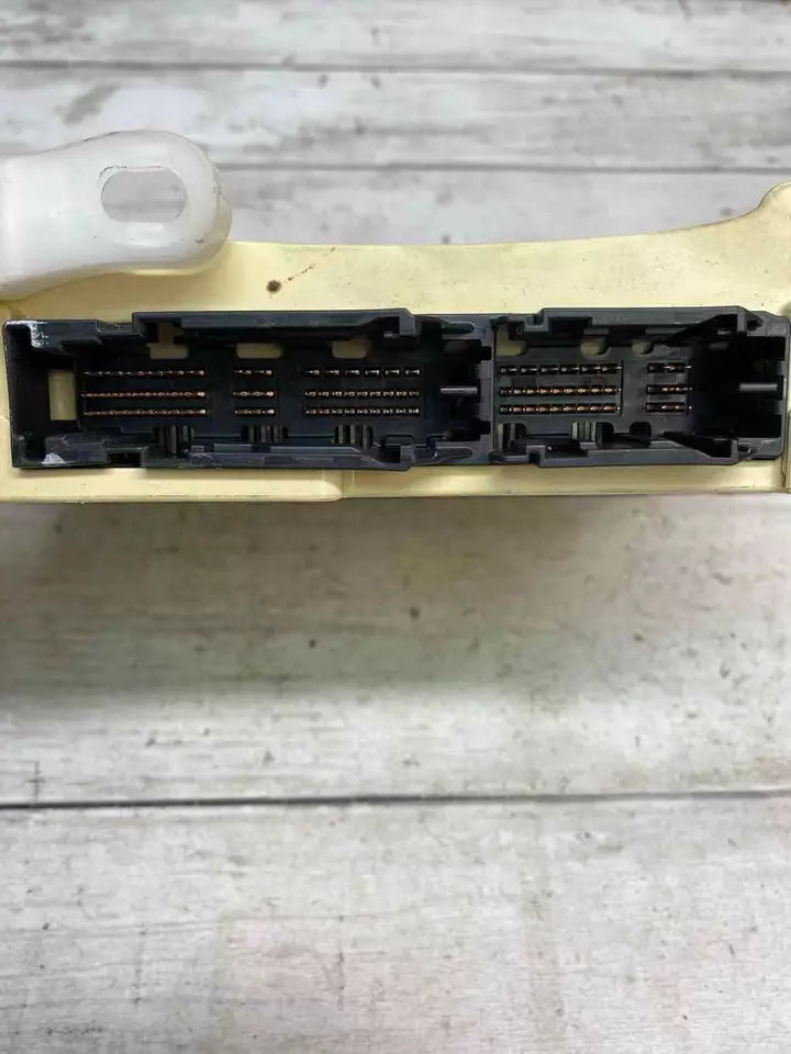 Toyota Corolla junction box 20 21 22 23 cabin fuse relay box assy OEM ...