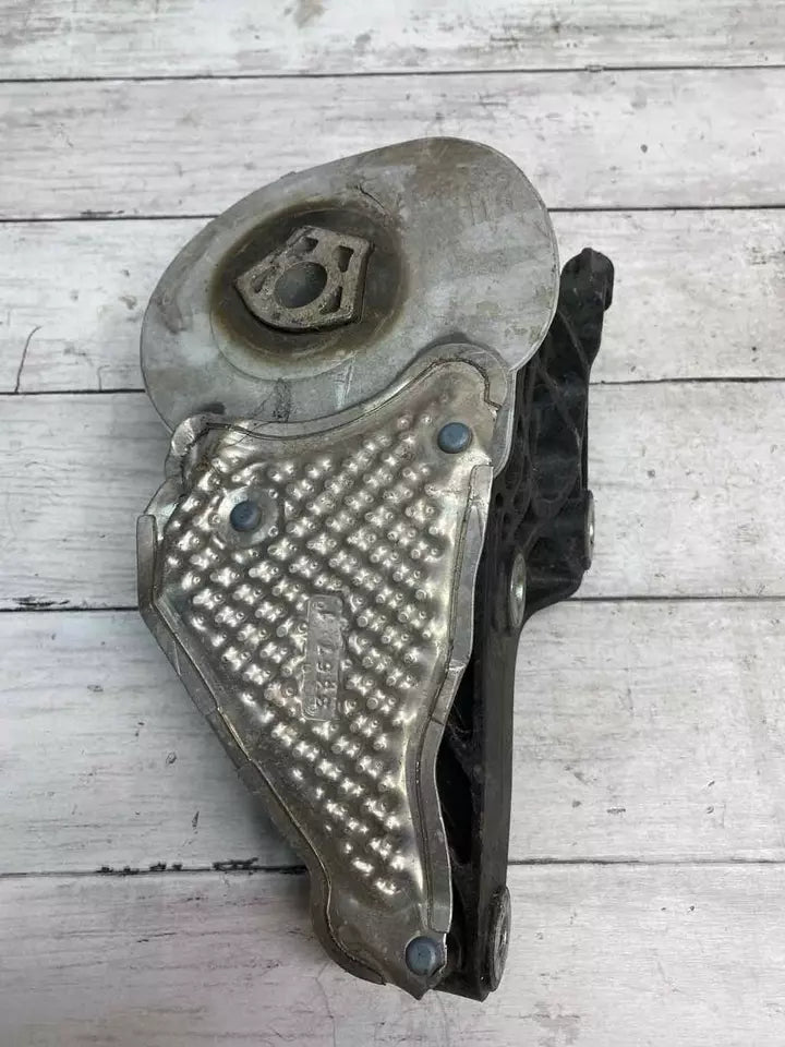 Chevrolet Traverse engine frame mount 2018 3.6L front wheel drive OEM ...