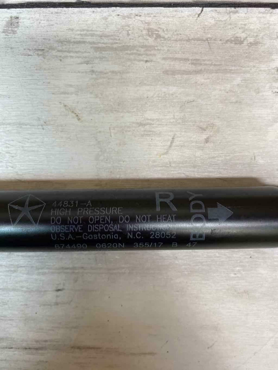 2019 2021 JEEP CHEROKEE REAR LIFT GATE STRUT JACK OEM 68289852AB – INSIDE AUTO